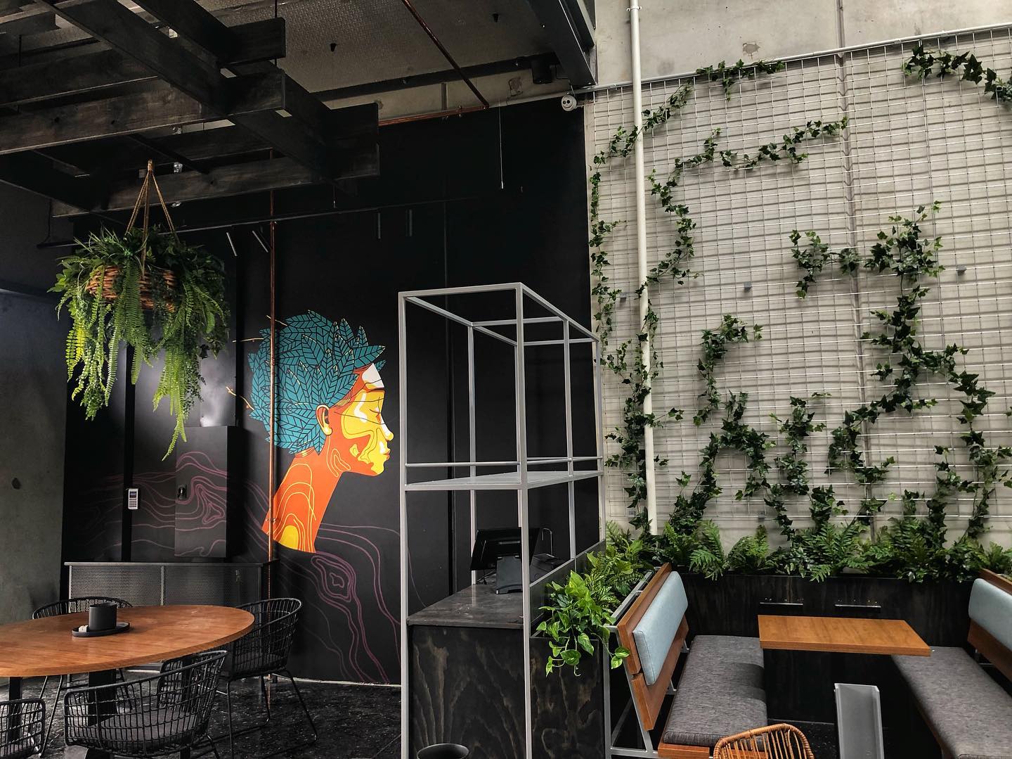 Callum Warren – Fine Art and Design